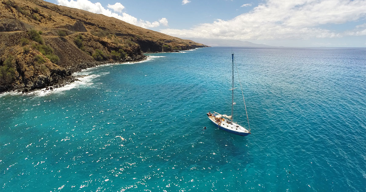 Maui Sailing Tours | Photos & Local Tips for Sailing in Maui.